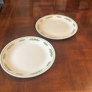 Corelle | Dining | Vintagecorelle Christmas Holly Dinner Plate Dishes ...